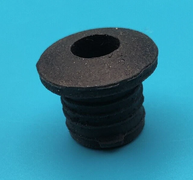 GENUINE NEW FORD Ranger Mk3, Everest 06-09, Threaded Plug Cover. x 2 ...