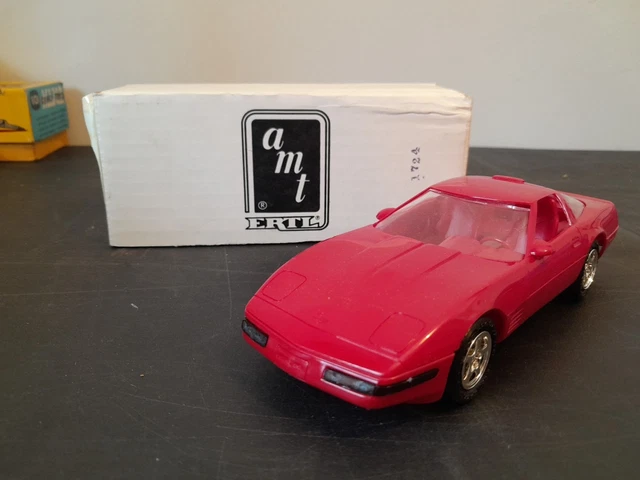 ERTL AMT Chevrolet Corvette ZR1 1994 Torch Red Model £19.99 - PicClick UK
