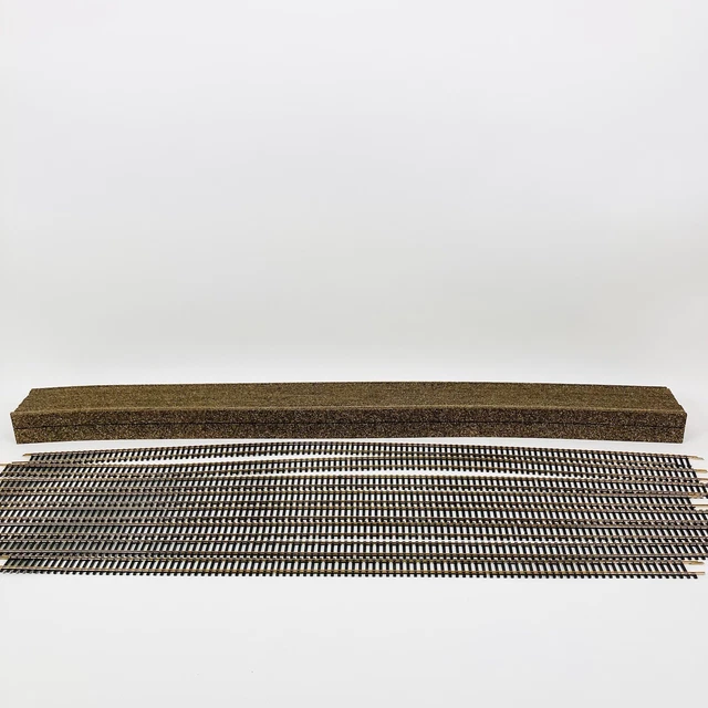 ATLAS HO SCALE 36'' Flex Track MADE IN USA 8 Pieces w/ 36” Cork Roadbed ...