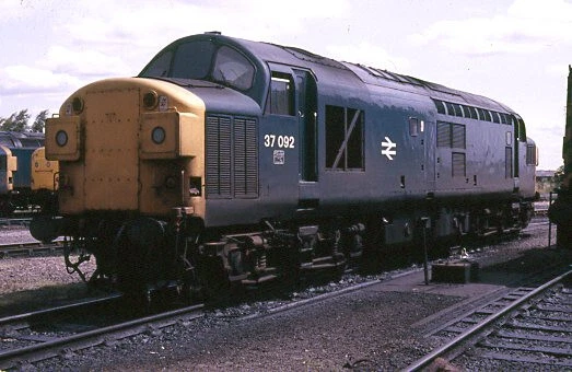 ORIGINAL COLOUR SLIDE of 37092 BR class 37 diesel loco £1.25 - PicClick UK