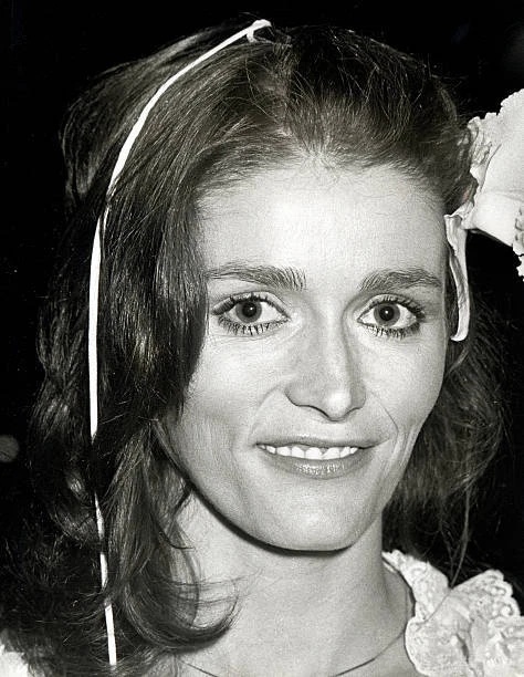 MARGOT KIDDER ATING the presidential premiere of "Superman" on - 1978 ...