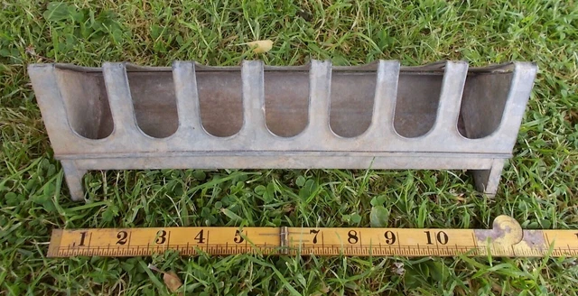 VINTAGE SMALL ELTEX Galvanised Poultry / Chicken Feeder / Planter £21. ...