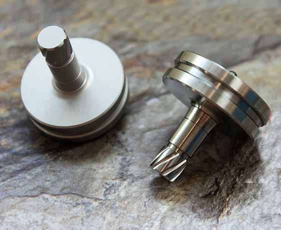 TITANIUM HAND TWISTING Spinning Top Gyro Gyroscope Ceramic Bead ...
