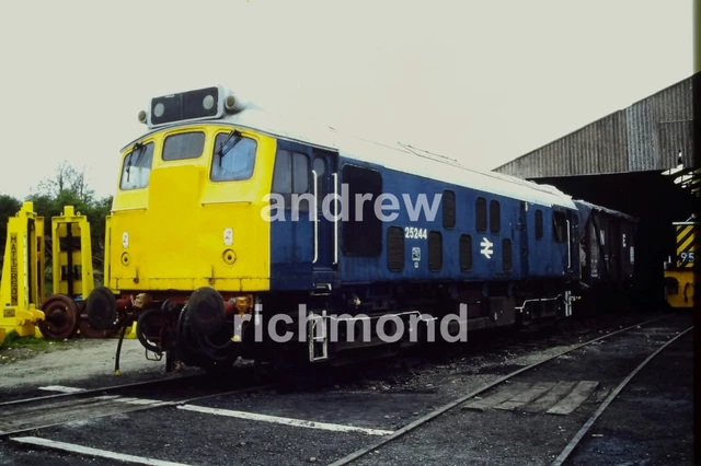 25244 CLASS 25 Diesel Locomotive 1992 Original 35mm Railway Slide £3.29 ...