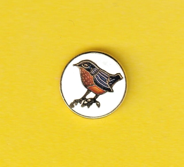 PIN BADGE - Robin or Wren not rspb, small 13cm across £3.00 - PicClick UK