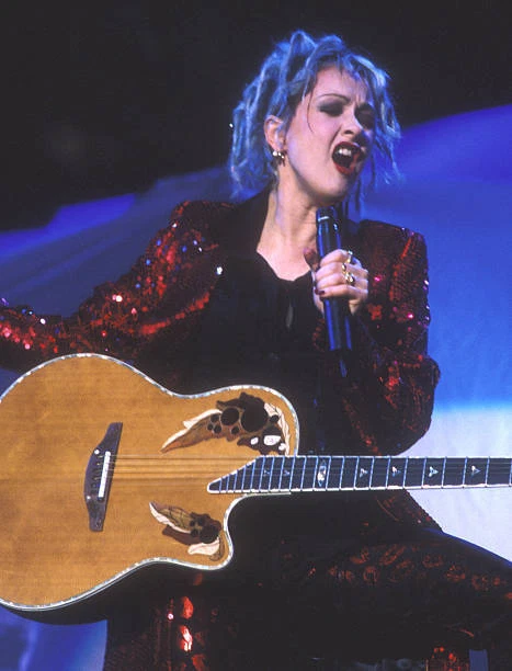 CYNDI LAUPER OPENS for Cher Do You Believe? Tour Shorelin Amph- 1999 ...