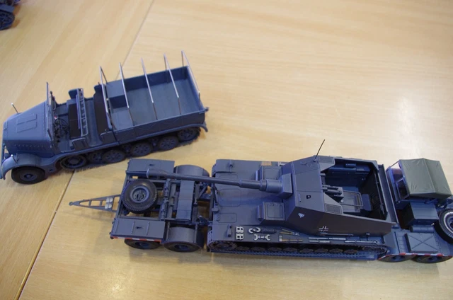 SDKFZ 9 FAMO porte char vehicule militaire . ixo 1.43 EUR 150,00 ...