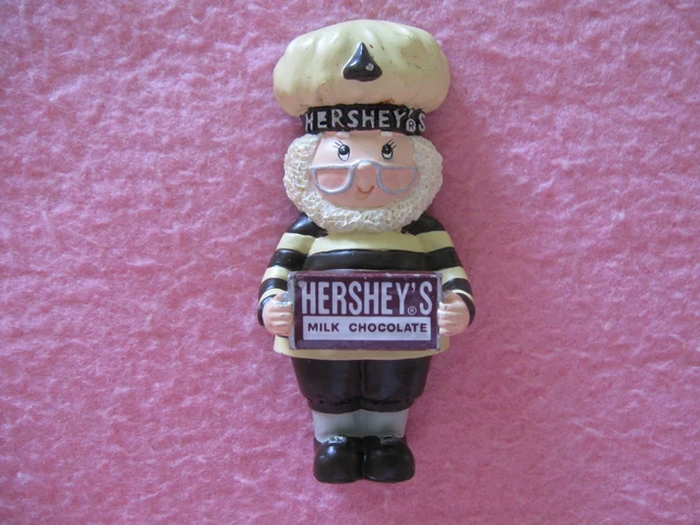 HERSHEY'S MILK CHOCOLATE Elf Magnet Elf holding Hershey Candy Bar ...