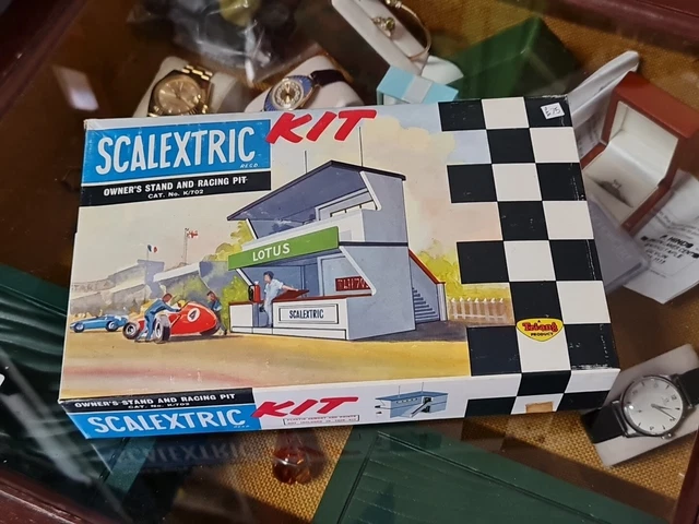 SCALEXTRIC TRI-ANG 1960'S Spectator's Stand K705 (Mint Boxed) Unbuilt ...