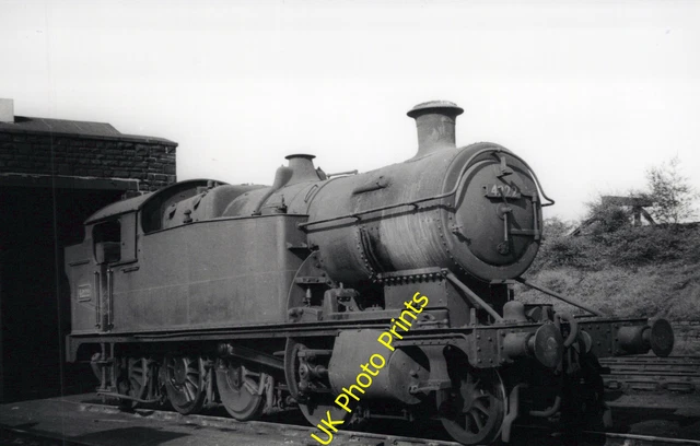 RAILWAY PHOTO 6X4 ex GWR 2-8-0T 4222 Stabled at llantrisant May 1964 £2 ...