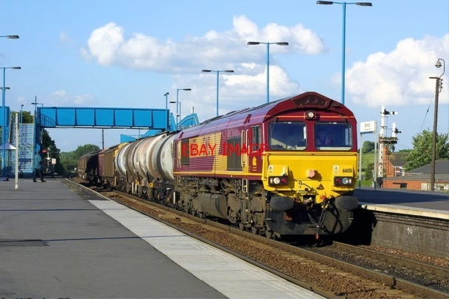 PHOTO CLASS 66 Diesel 66151 At Barnetby On 18/06/02 £2.00 - PicClick UK