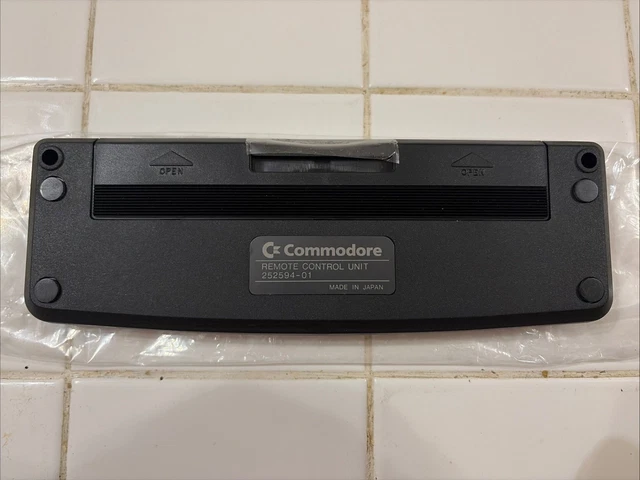 NOS REMOTE CONTROLLER Control Unit 252594-01. Commodore Amiga Cdtv ...