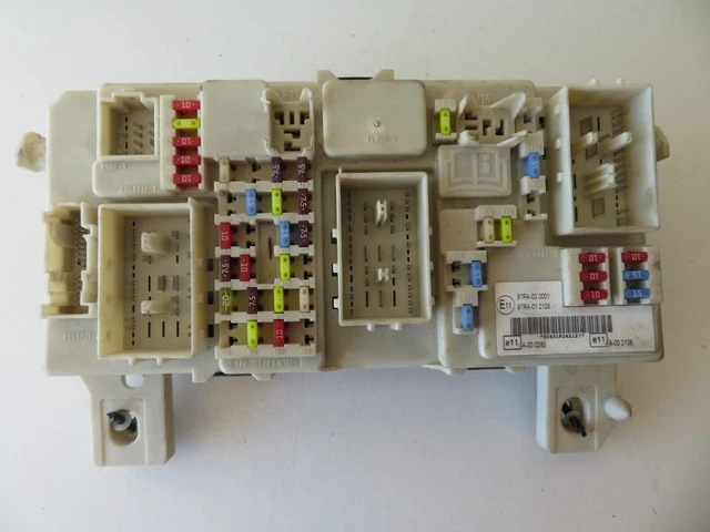 FORD FOCUS MK2 1.6 TDCI BODY CONTROL MODULE BCM 7m5t-14a073-cc 2008 ...