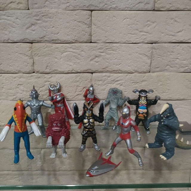 FIGURINE ULTRAMAN GACHA Gacha Soft Vinyl Pigmon Alien Baltan Alien ...