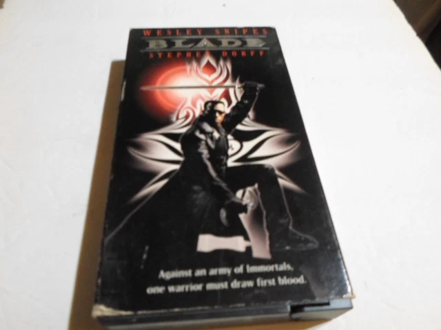 BLADE VHS (1998) Wesley Snipes Stephen Dorff Action Rated R Horror £8. ...