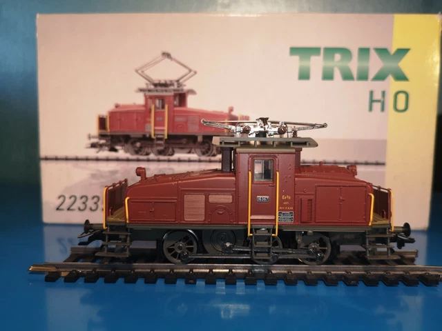 TRIX 22335 -LOCOMOTIVA elettrica da manovra Ee 3/3- Epoca III EUR 340 ...
