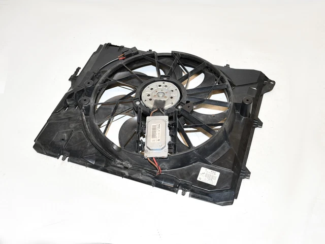 MOTEUR DE VENTILATEUR de Radiateur 300W 17427563259 BMW E81 116I ...