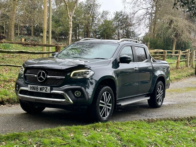 MERCEDES X250D PREMIUM 4 Matic Auto- Load Cover-2018- New Timing Chains ...