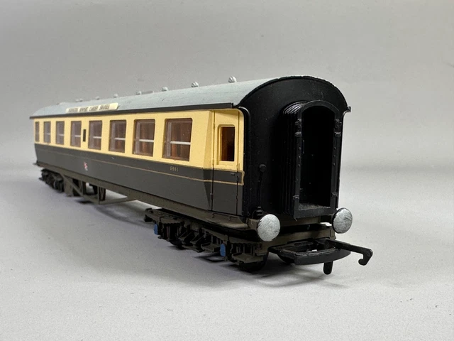 HORNBY R4126 GWR Centenary Composite Coach "6661" OO GAUGE £19.50 ...