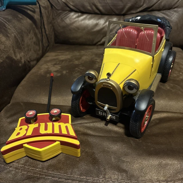 VINTAGE RADIO SHACK Brum Convertible Car Roadster Jalopy $100.75 ...