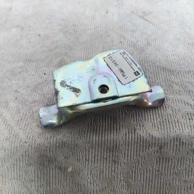 NOS OEM TOYOTA トヨタ EXHAUST PIPE FRONT BRACKET CORONA MkII RX12 RX22 ...