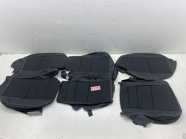 LAND ROVER DEFENDER 110 Rear Second Row Puma TDCI Half Leather XS Seat ...