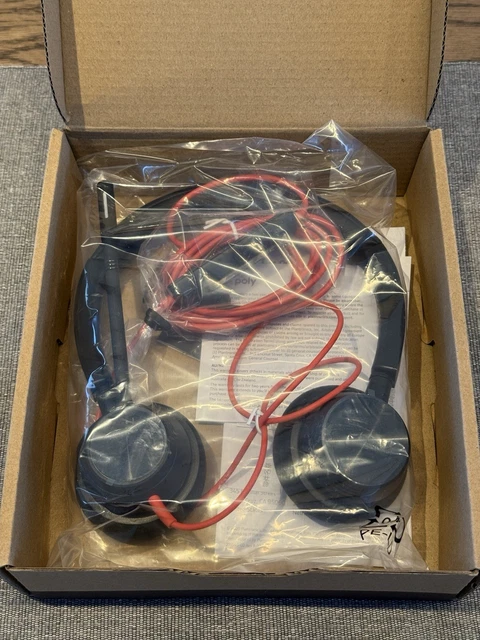 POLY PLANTRONICS BLACKWIRE 3320 USB Kabel Zwei Ohr Headset Stereo Teams ...