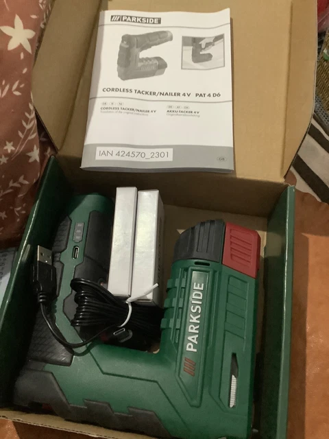 PARKSIDE CORDLESS NAILER Stapler Nail Gun Tacker Fast Charging 4V Li ...