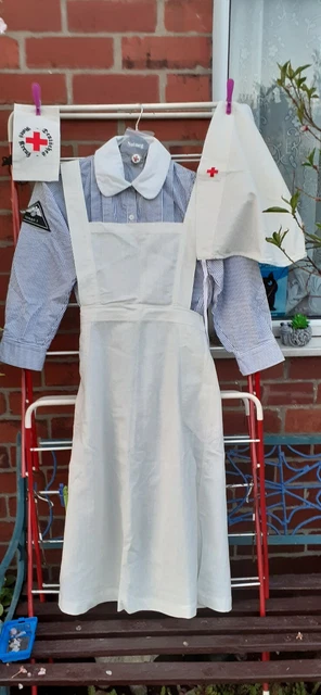 REPRO GERMAN RED Cross / Deutsches Rotes Kreuz / DRK uniform, badge ...