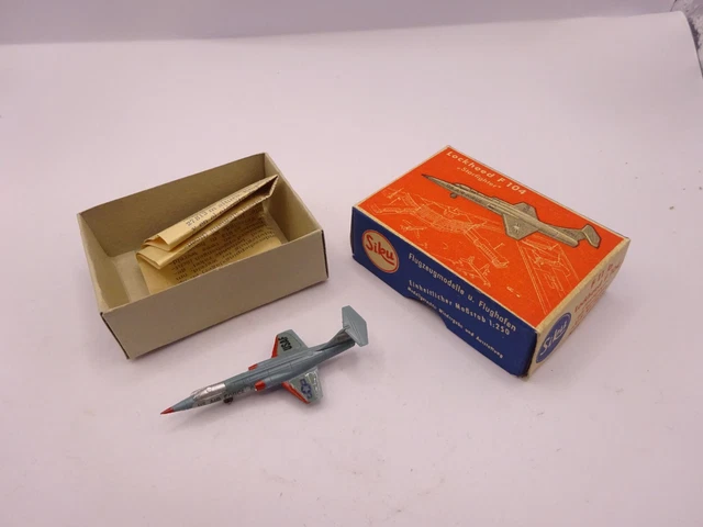 SIKU PLASTIQUE : Lockheed F 104, Starfighter F11 B (GK74) EUR 33,28 ...