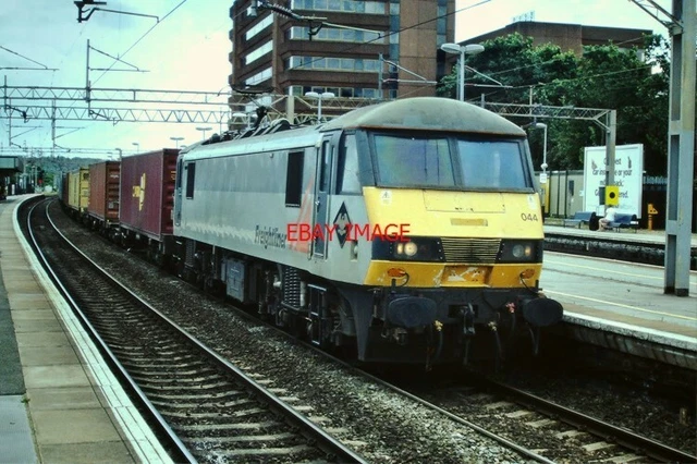 PHOTO CLASS 90 No 90 044 (Still With Crewe Depot Eagle Plaque On Side ...
