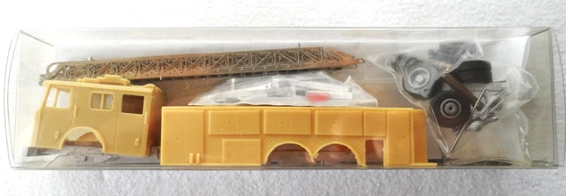 MFÖ MODELLBAU 1:87 Resin-Bausatz 013 F.D.N.Y. Seagrave Ladder 137 in ...