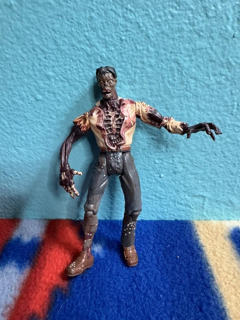 RESIDENT EVIL ZOMBIE Lab Coat Scientist Action Figure 1998 Toy Biz ...