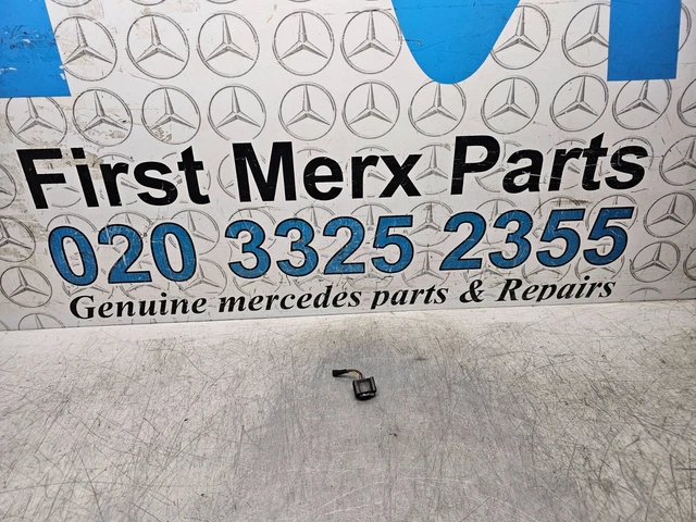 MERCEDES BENZ ENGINE Wiring Loom Harness Plug Connector A2105403681 £15 ...