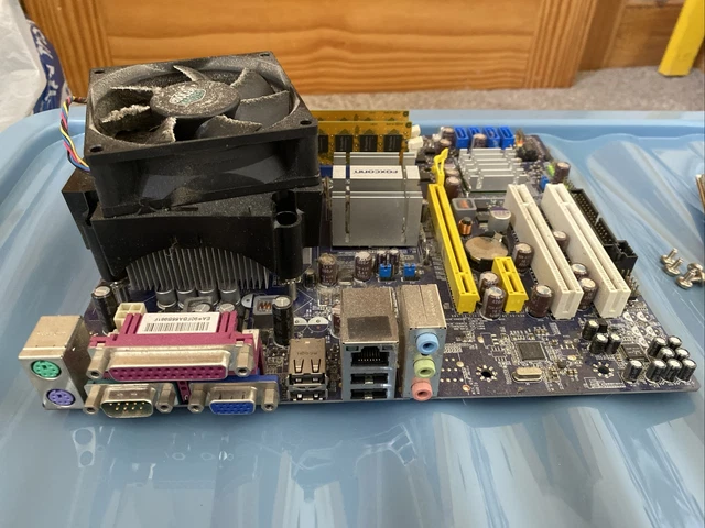 FOXCONN N15235 MOTHERBOARD Intel LGA775 Socket Pentium Dual Core £10.00 ...