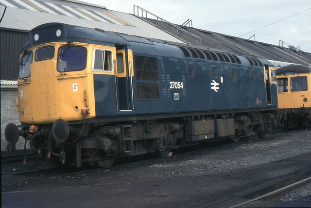 ORIGINAL RAILWAY SLIDE Class 27 27054 at Ayr 15.07.83 £3.75 - PicClick UK