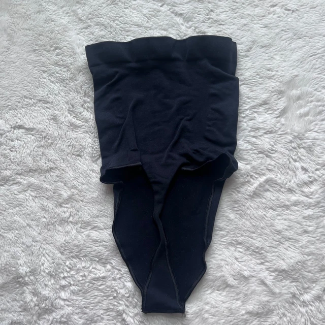SKIMS SCULPTING THONG Mid Waist Onyx Black Size Small Seamless ...