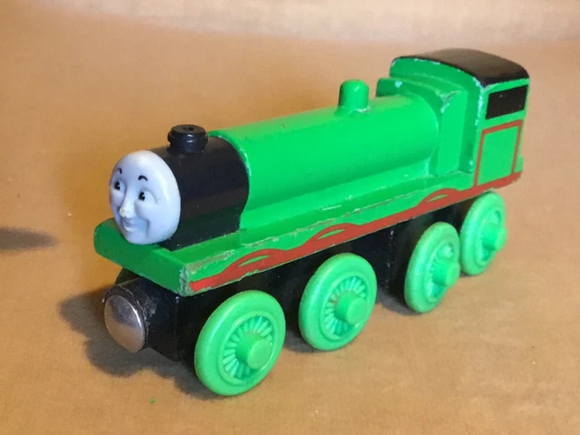 VINTAGE THOMAS THE Tank Engine & Friends LONG GREEN WOODEN MAGNETIC ...
