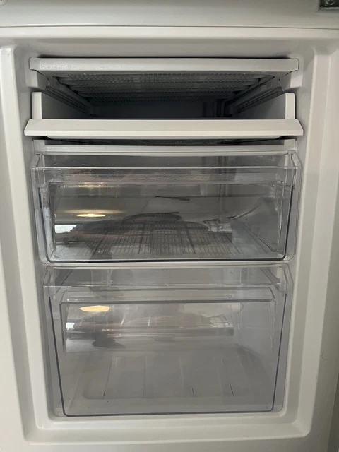 LOGIC FRIDGE AND freezer (Silver) £50.00 - PicClick UK