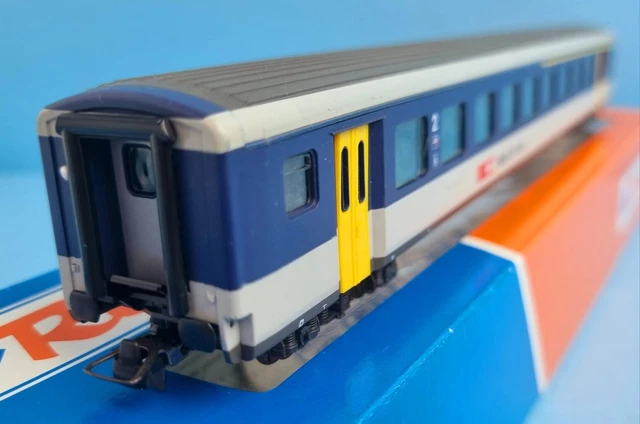 ROCO 'HO' GAUGE 44338 'Sbb Cff Ffs' 1St & 2Nd Class Blue / Grey Passenger Coach! £34.95 ...