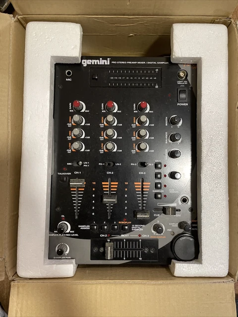 GEMINI PS-626 PRO Platinum Series Stereo Preamp/ Mixer. Full working ...