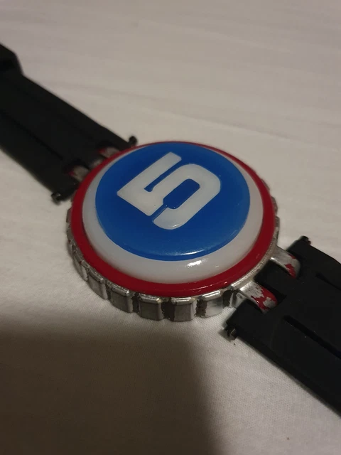 EXTREMELY RARE! THE Tick Original Screen Used Flag Five Flock Watch ...