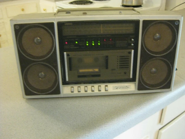 VINTAGE PANASONIC RX-F35 Cassette Radio Boombox,Looks Rough,For Parts ...
