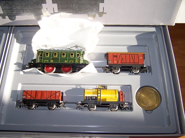 MÄRKLIN 0050 SCALE H0 Railway 50 Years Anniversary Double Pull Pack ...