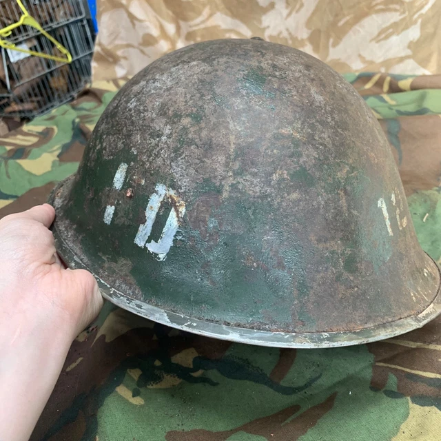 ORIGINAL WW2 BRITISH / Canadian Mk3 Army Combat Turtle Helmet £65.00 ...