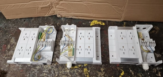 HAGER KLIK MARSHALLING Box 4 Way Lighting Distribution Unit. £9.95 ...