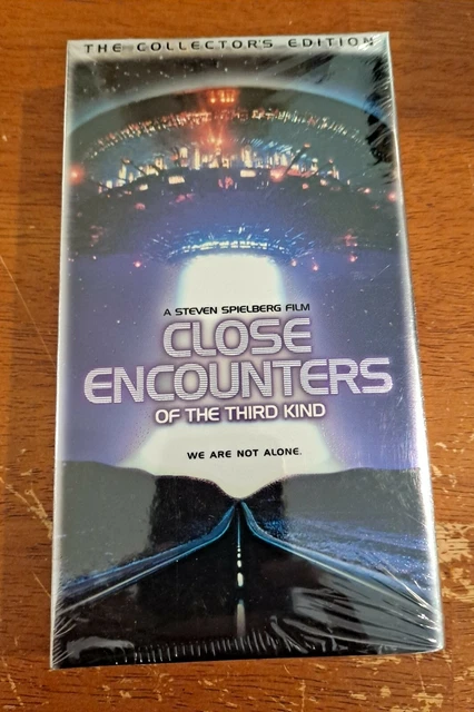 CLOSE ENCOUNTERS OF the Third Kind (VHS 1998 Collector's Edition ...