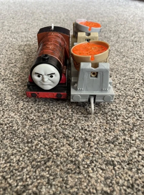 THOMAS THE TANK Trackmaster Train - Hurricane with trucks £0.99 ...