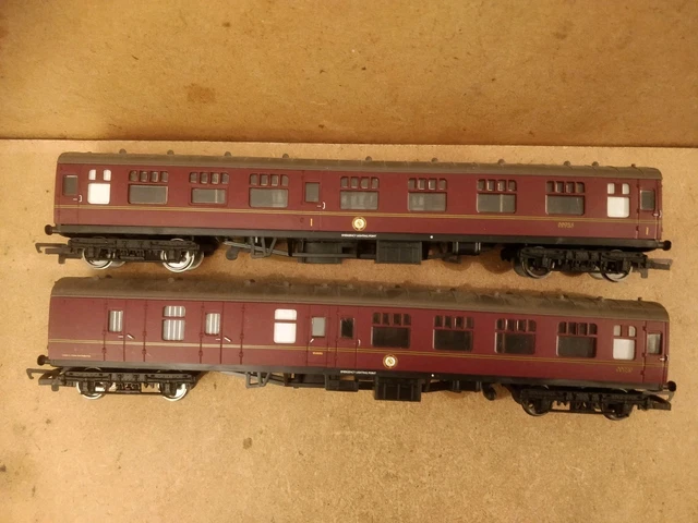 HORNBY HARRY POTTER Hogwarts Express Coach x2 99723, 99716 OO Gauge £37 ...