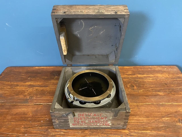 VINTAGE WW2 RAF Compass In Wooden Case £125.00 - PicClick UK